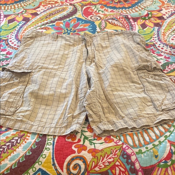 Club Room | Shorts | Club Room Tan Cargo Shorts Relaxed Fit | Poshmark